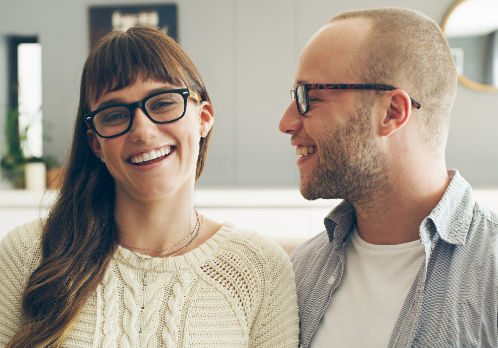 13 Ways To Respond to a Compliment + Examples