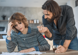 13 Signs Of A Controlling Husband